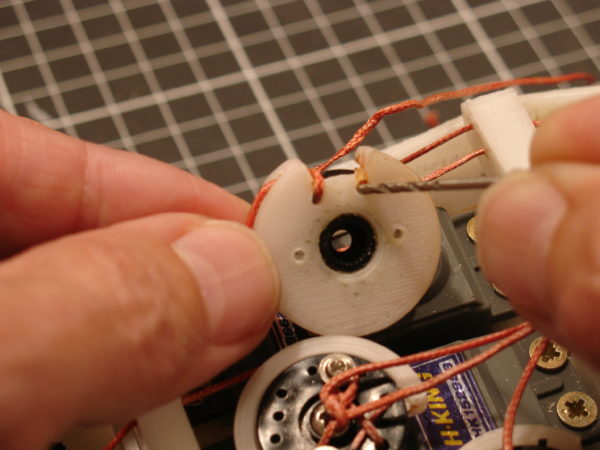 Lining and Tighting the tendons - InMoov